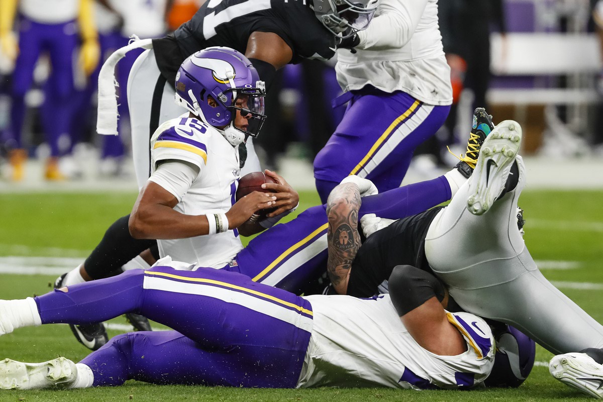 Vikings vs Raiders: NFL Week 14's Least Anticipated Matchup?